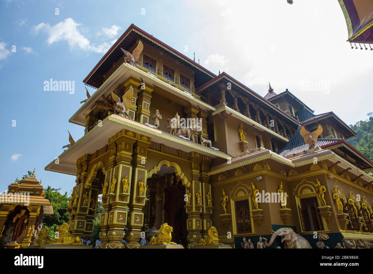 Mahamevnawa Buddhist Monastery, Polgahawela, Sri Lanka Stock Photo - Alamy