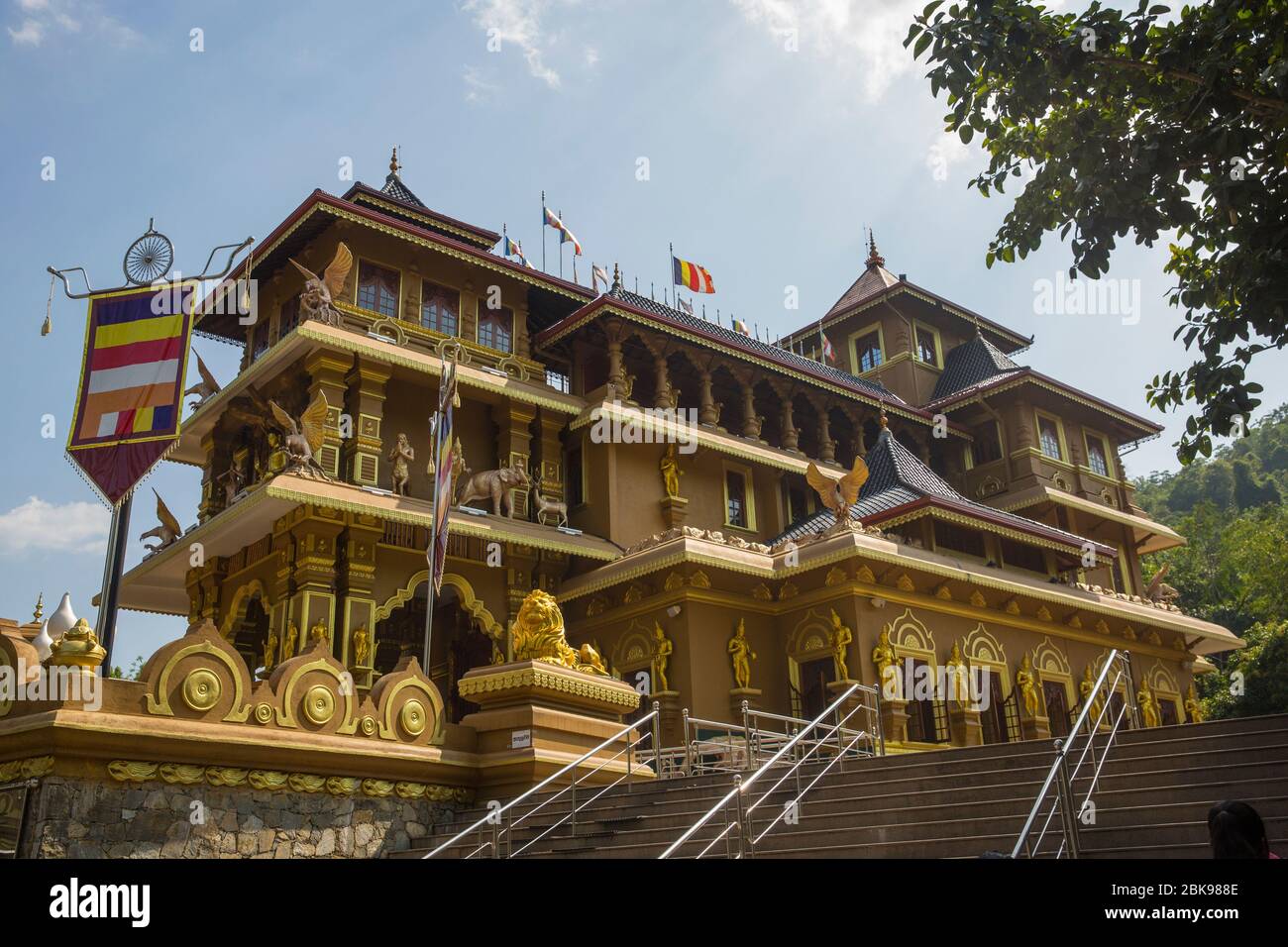 Mahamevnawa Buddhist Monastery, Polgahawela, Sri Lanka Stock Photo - Alamy