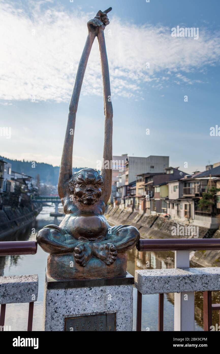 Bronze statue funny hi-res stock photography and images - Alamy