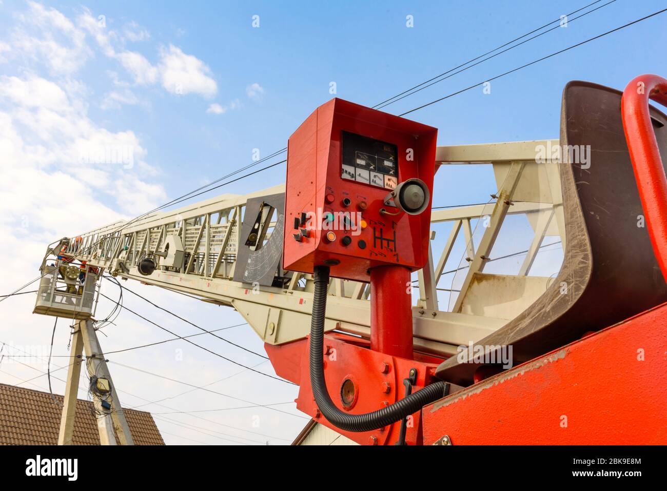 Boom of lifting wheel hydraulic crane with basket for workers for ...