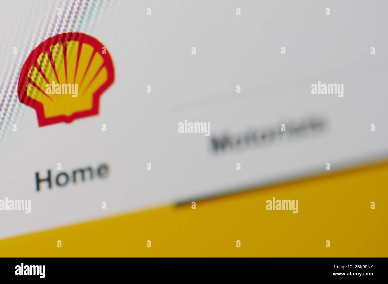 Royal shell dutch computer hi-res stock photography and images - Alamy
