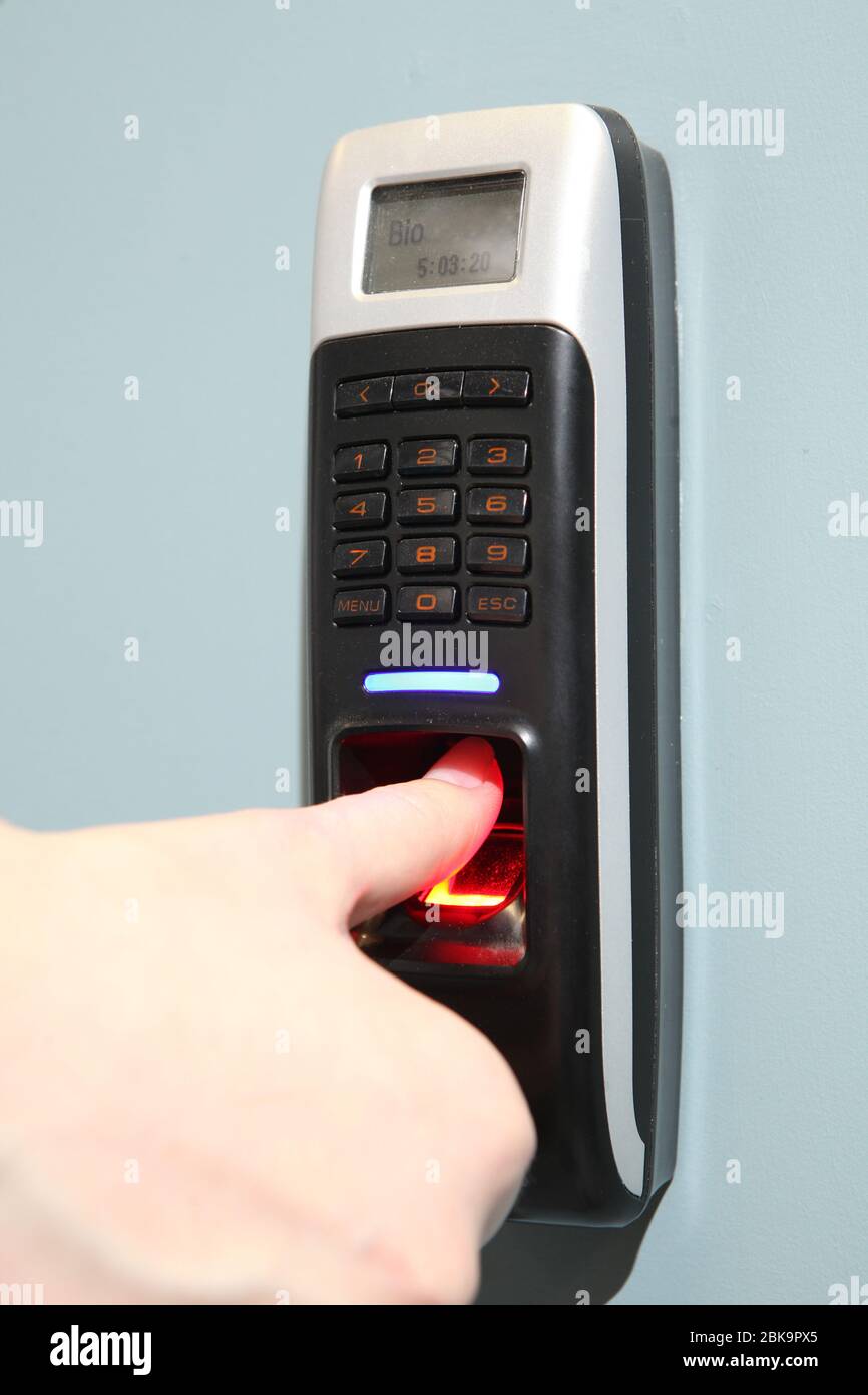 Data entry database information hi-res stock photography and images - Alamy