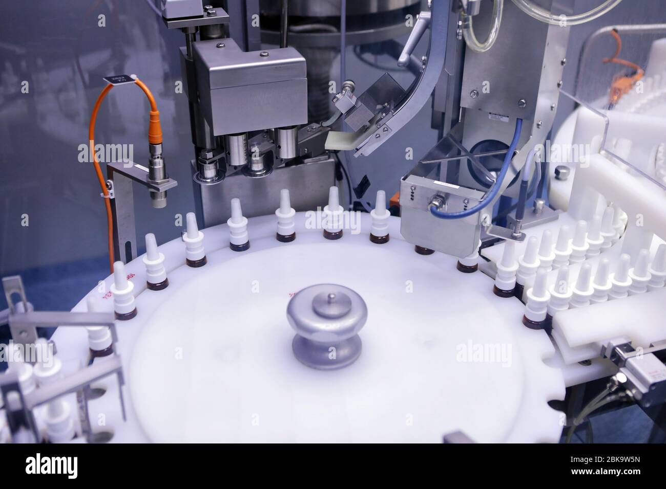 Interferon bottles hi-res stock photography and images - Alamy