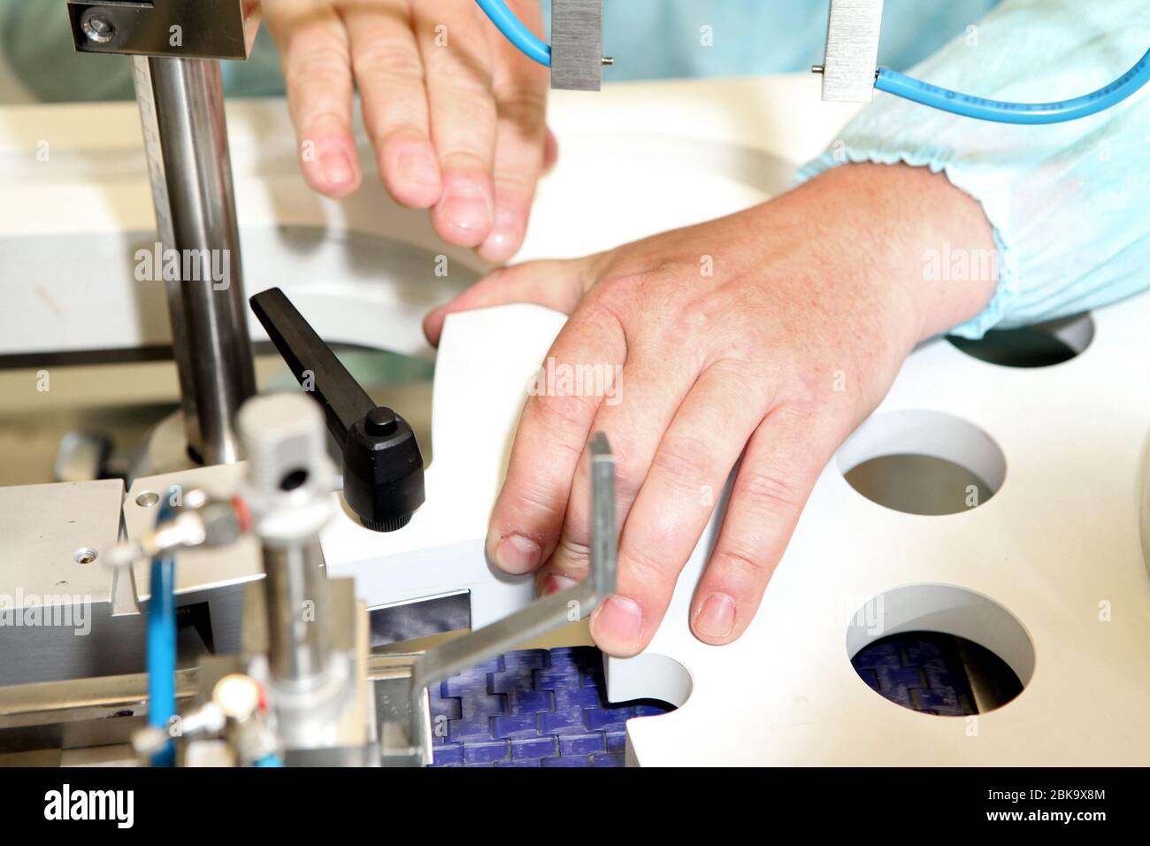 Repair and adjustment of medical equipment. Validation of the machine ...