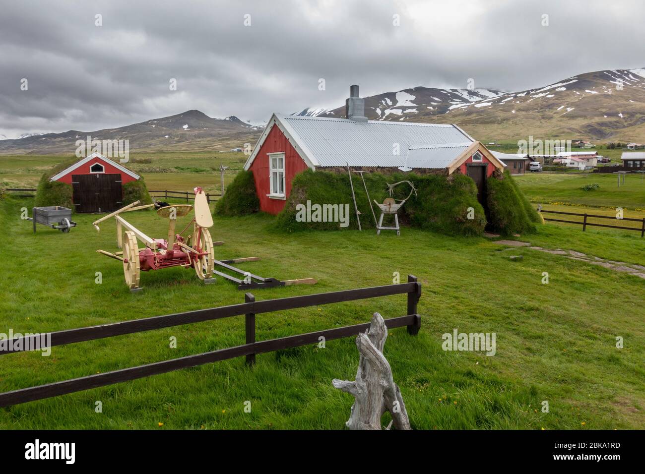 Turf house iceland hi-res stock photography and images - Alamy