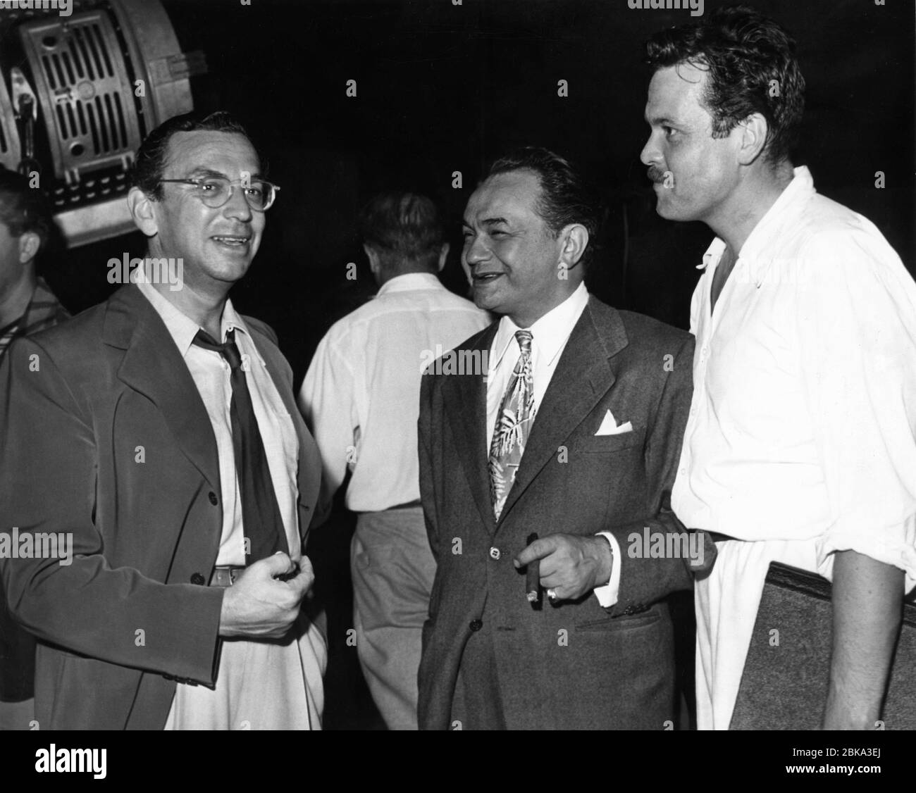 President of International Pictures WILLIAM GOETZ EDWARD G. ROBINSON ...