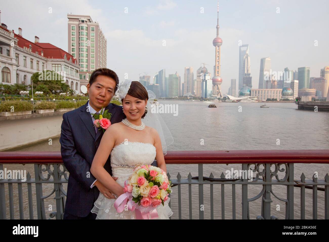 WEDDING IN CHINA, SHANGHAI Stock Photo - Alamy