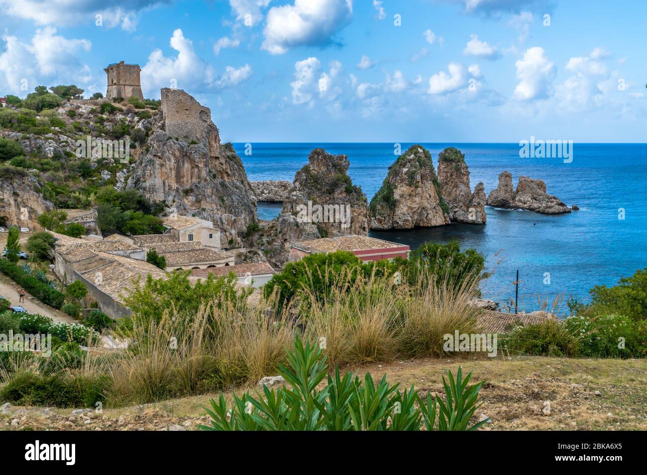 Most famous stones hi-res stock photography and images - Alamy