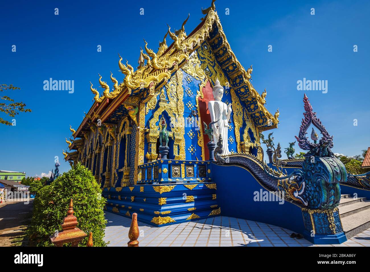 Blue temple Wat Rong Seur Ten at Chiang Rai, North of Thailand Stock ...