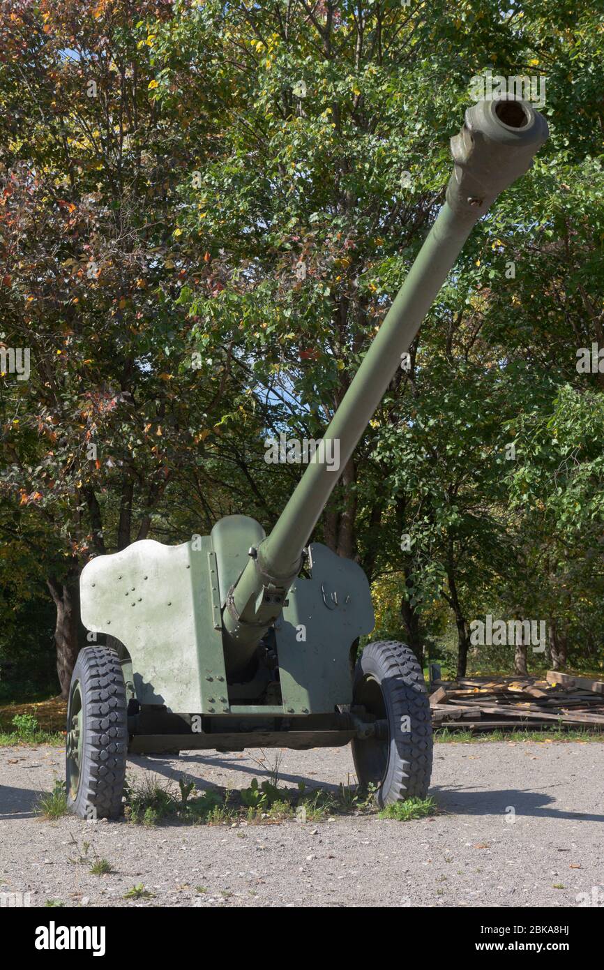 85 mm divisional gun d 44 hi-res stock photography and images - Alamy