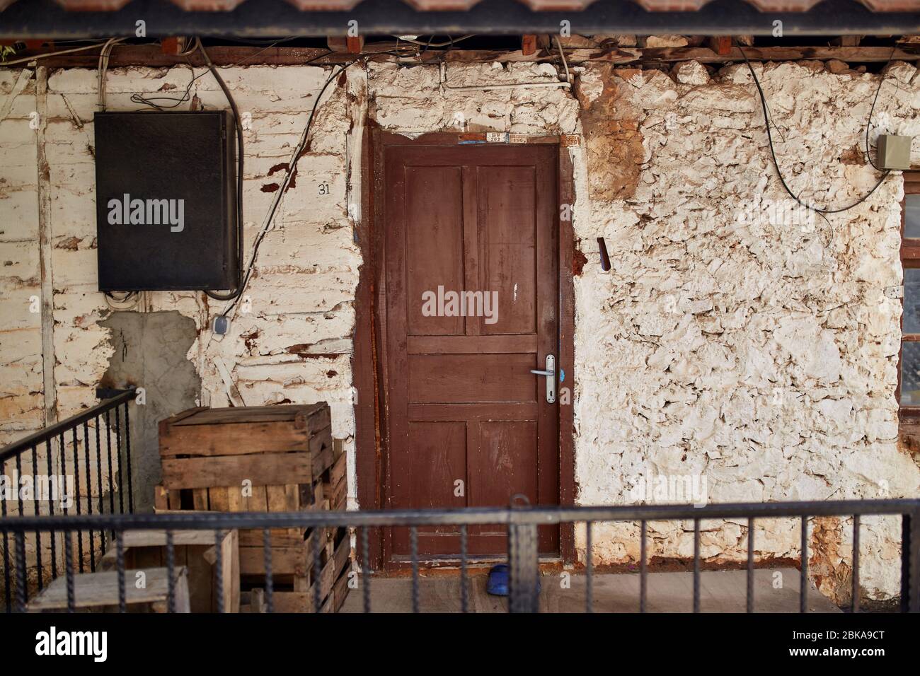 Old damaged doors grunge windows texture Stock Photo - Alamy