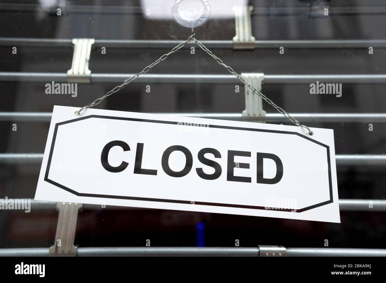 Closed sign entrance shop hi-res stock photography and images - Alamy
