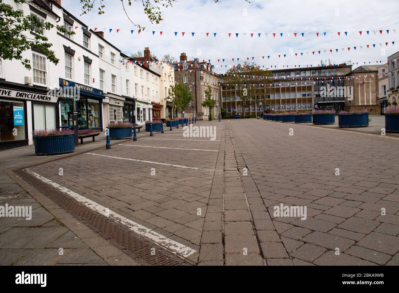 Warwick town centre hi-res stock photography and images - Alamy