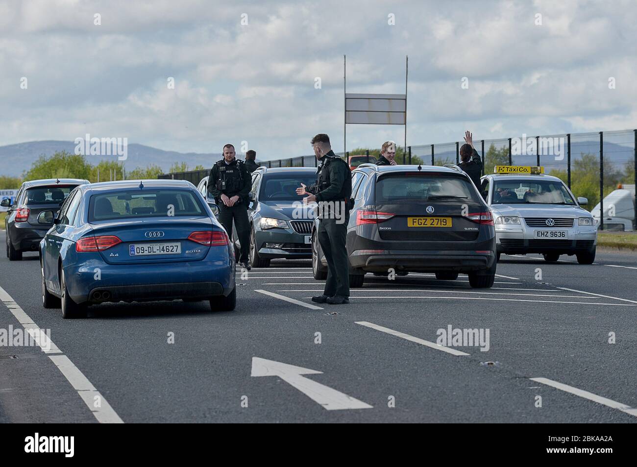 Vehicle checkpoint hi-res stock photography and images - Alamy