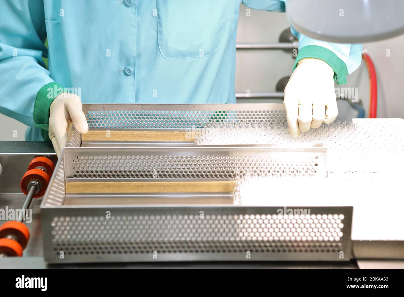 Automated visual inspection hi-res stock photography and images - Alamy