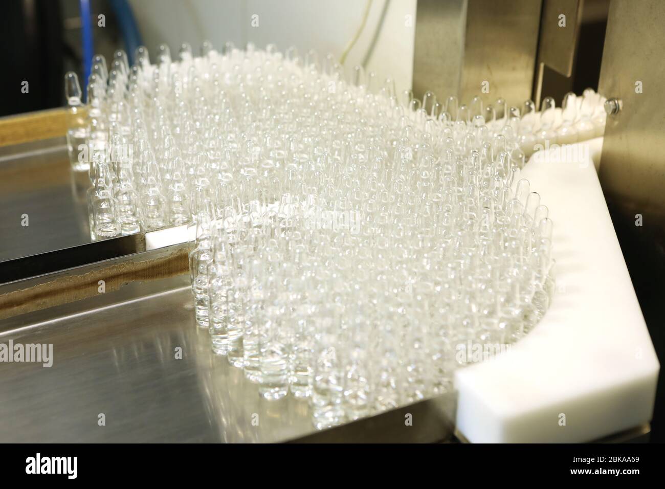 Medication dispensing machine hi-res stock photography and images - Alamy