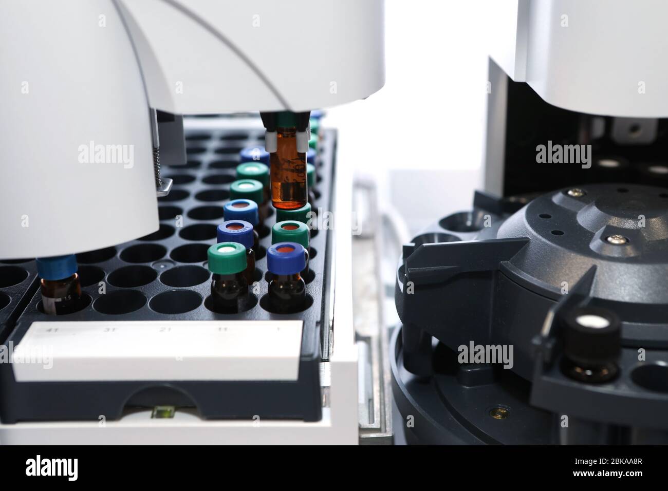 Column chromatography hi-res stock photography and images - Alamy