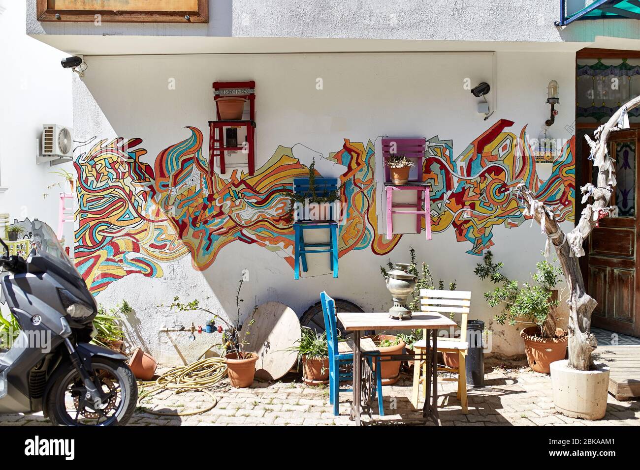 Grafity wall hi-res stock photography and images - Alamy