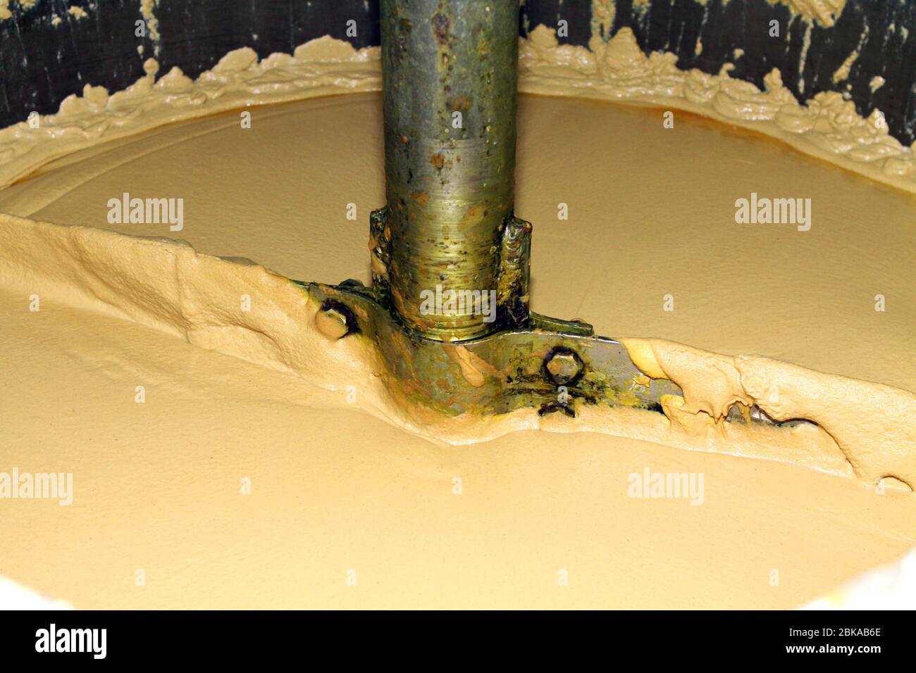 Extrusion food manufacturing hi-res stock photography and images - Alamy