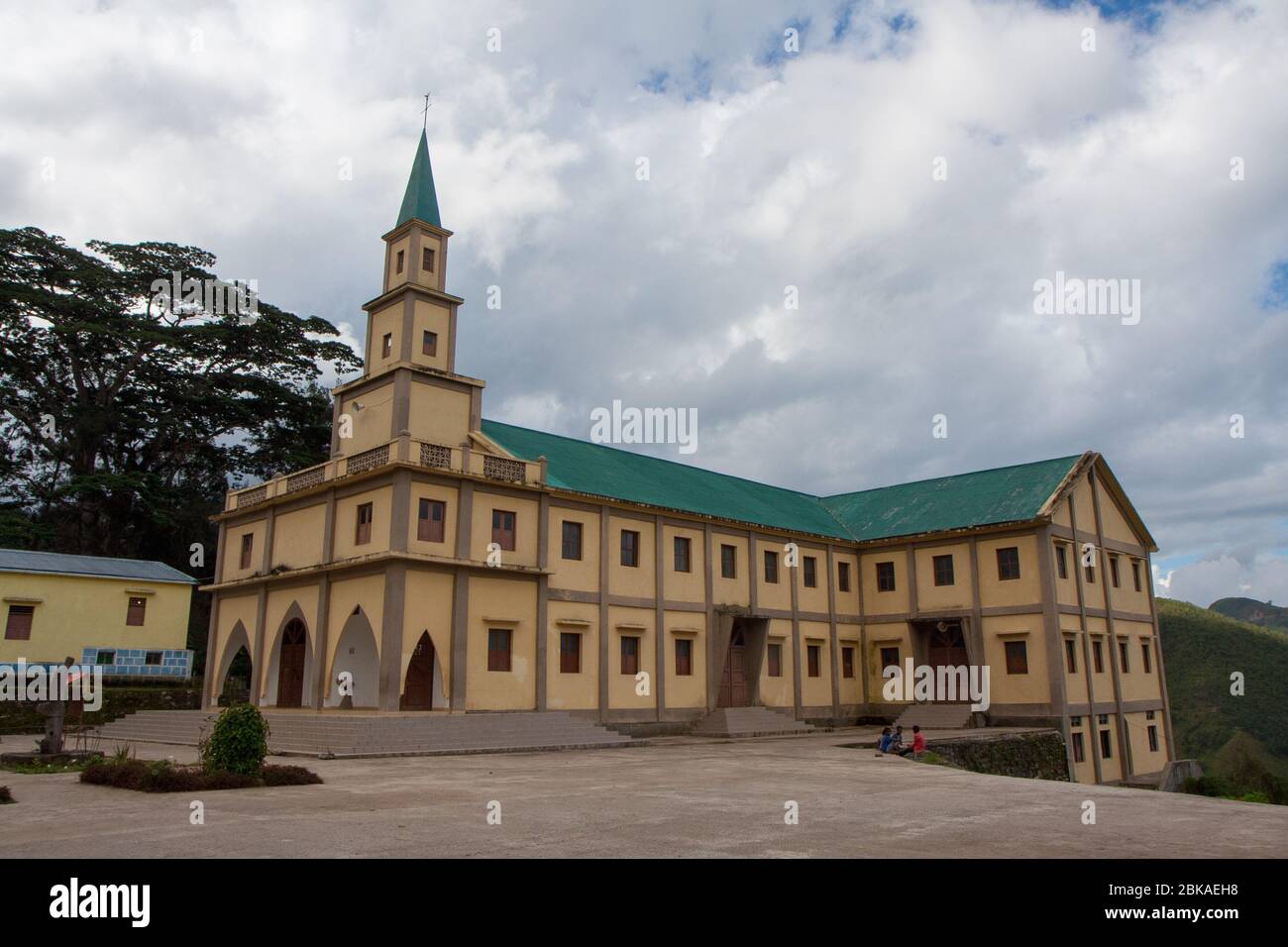 Igreja de Maubisse. Maubisse is a historic town in the hills 70 km ...