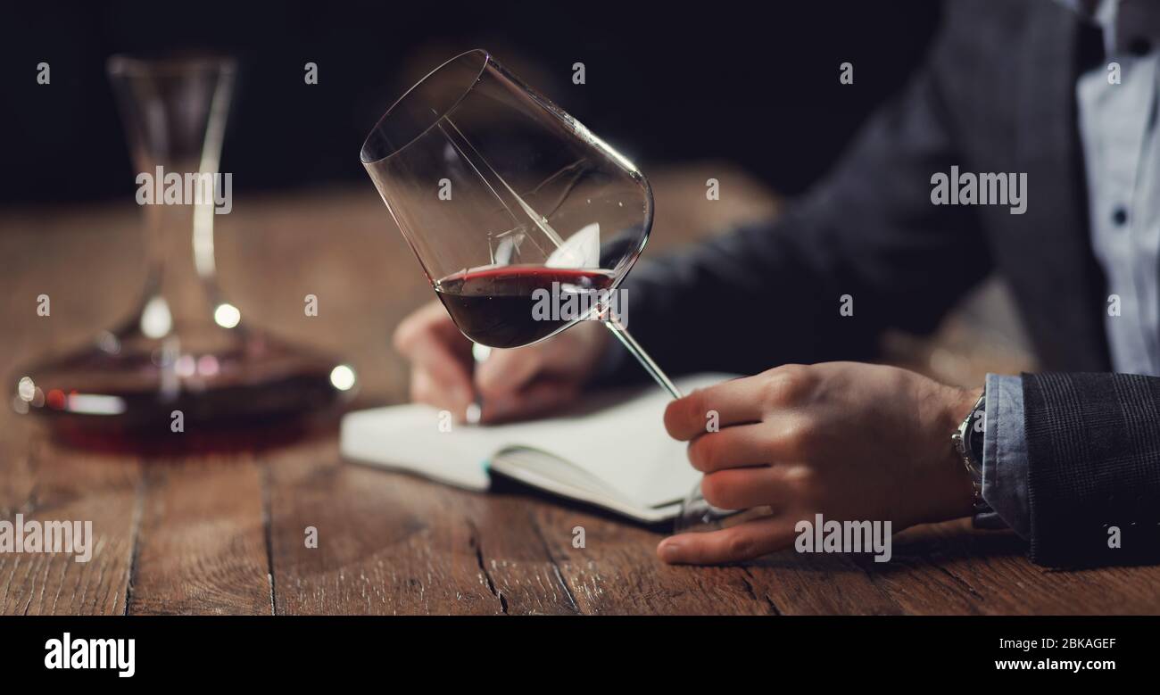 Sommeliers choice hi-res stock photography and images - Alamy