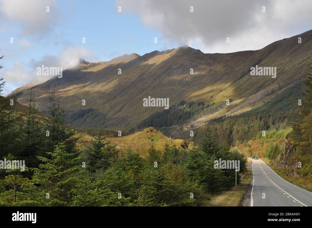 A87 between Cluanie and Ratagan in the Scottish Highlands Stock Photo ...