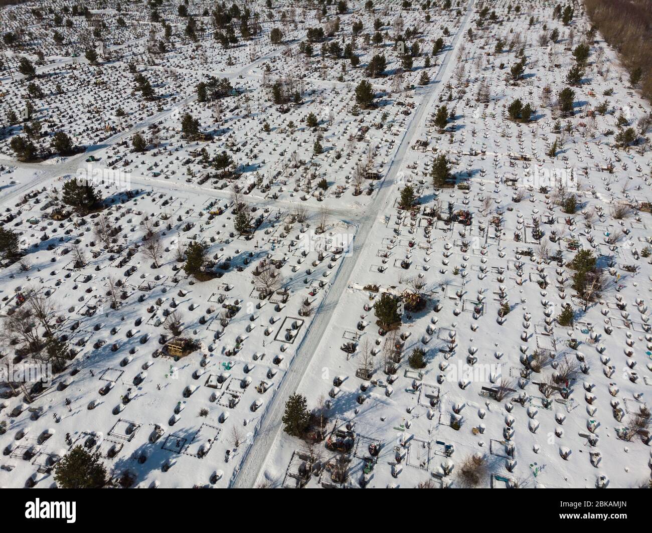 Large cemetery. The geometry of the graves. Burial places Stock Photo ...