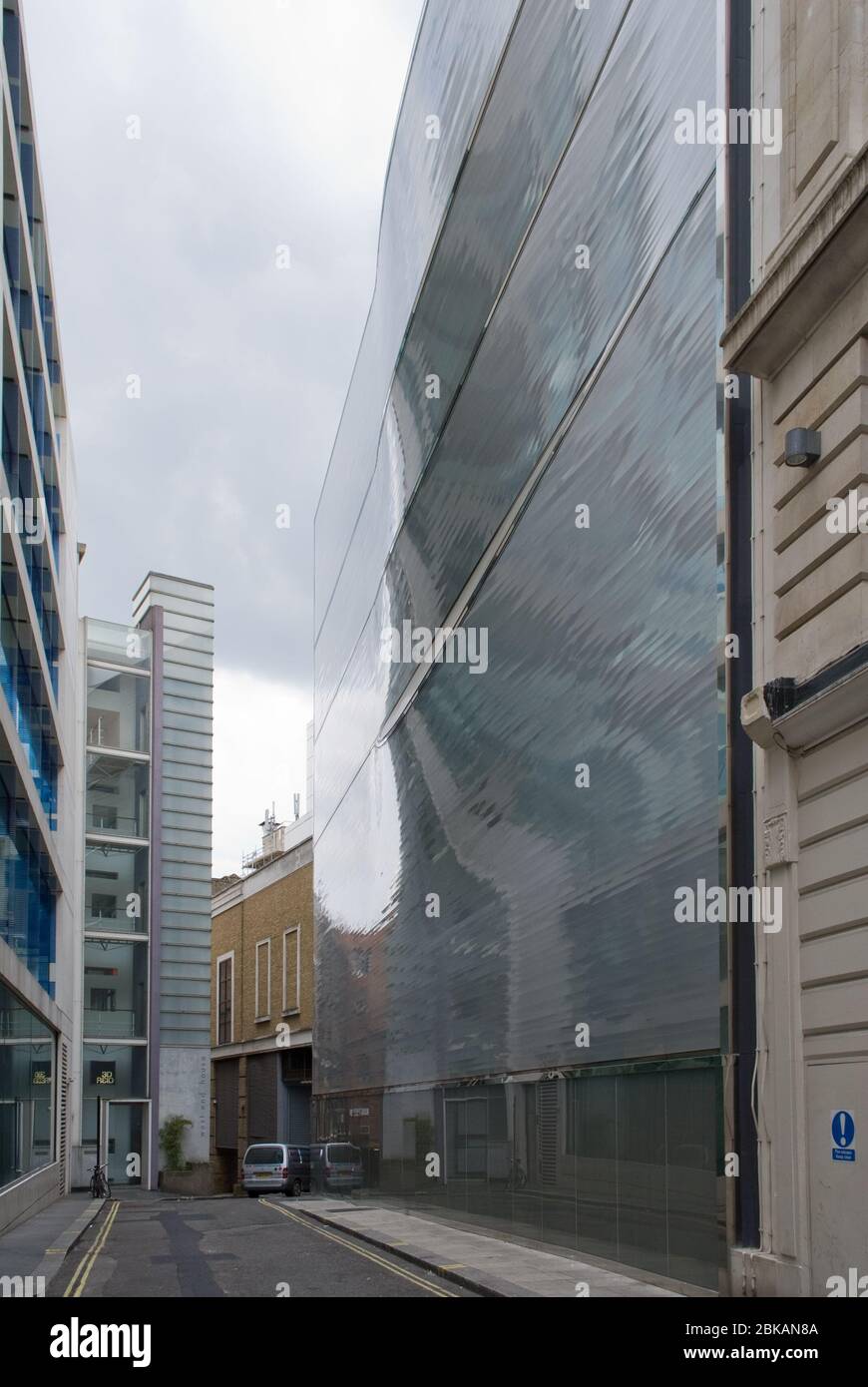 Modern Architecture Aluminium & Glass Reflections Elevation Windows ...