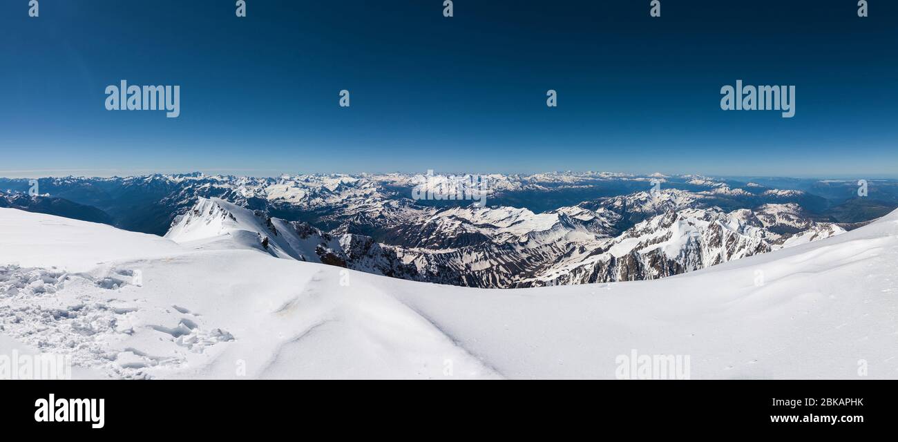 panorama peaks of the Alps from the top of Mont Blanc Stock Photo - Alamy