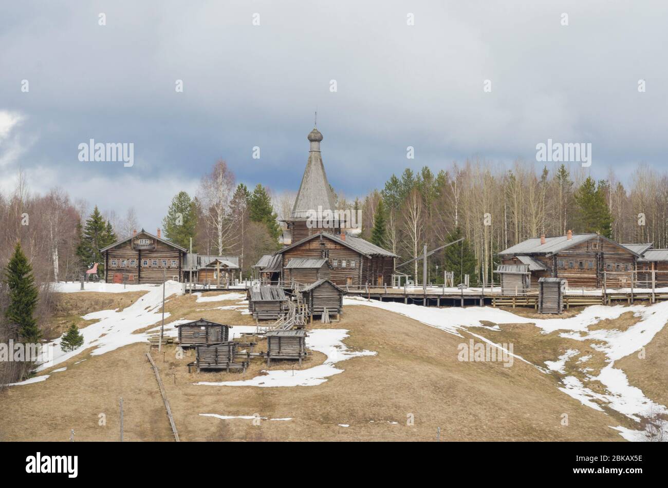 Log temple hi-res stock photography and images - Alamy