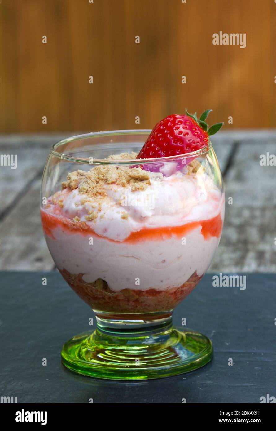 Glass of strawberry hi-res stock photography and images - Alamy