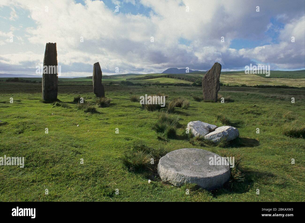 Machrie Moor standing stones and stone circle Stock Photo - Alamy