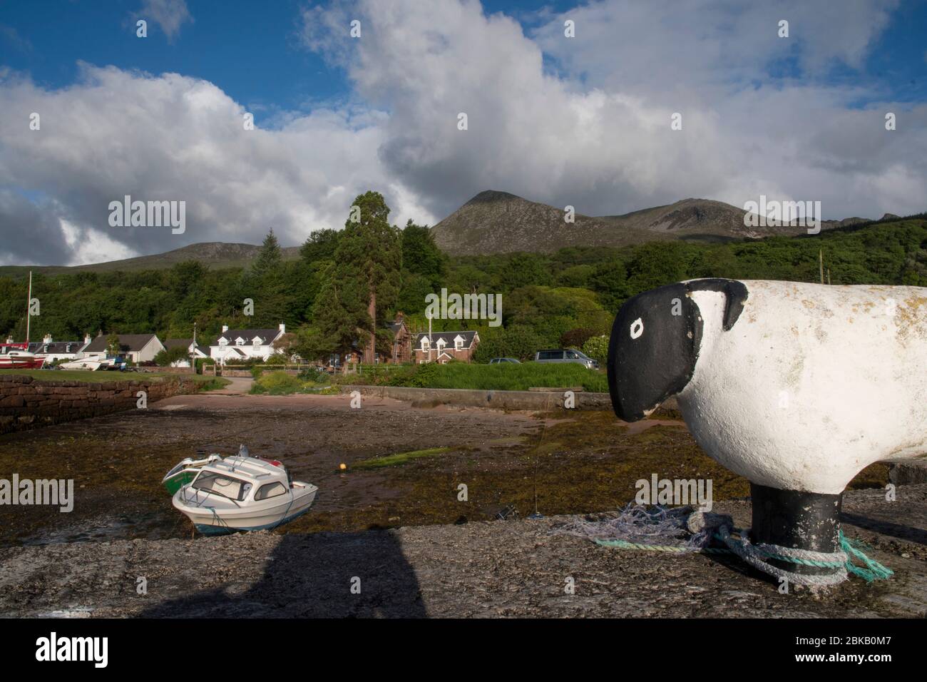 Corrie hi-res stock photography and images - Alamy