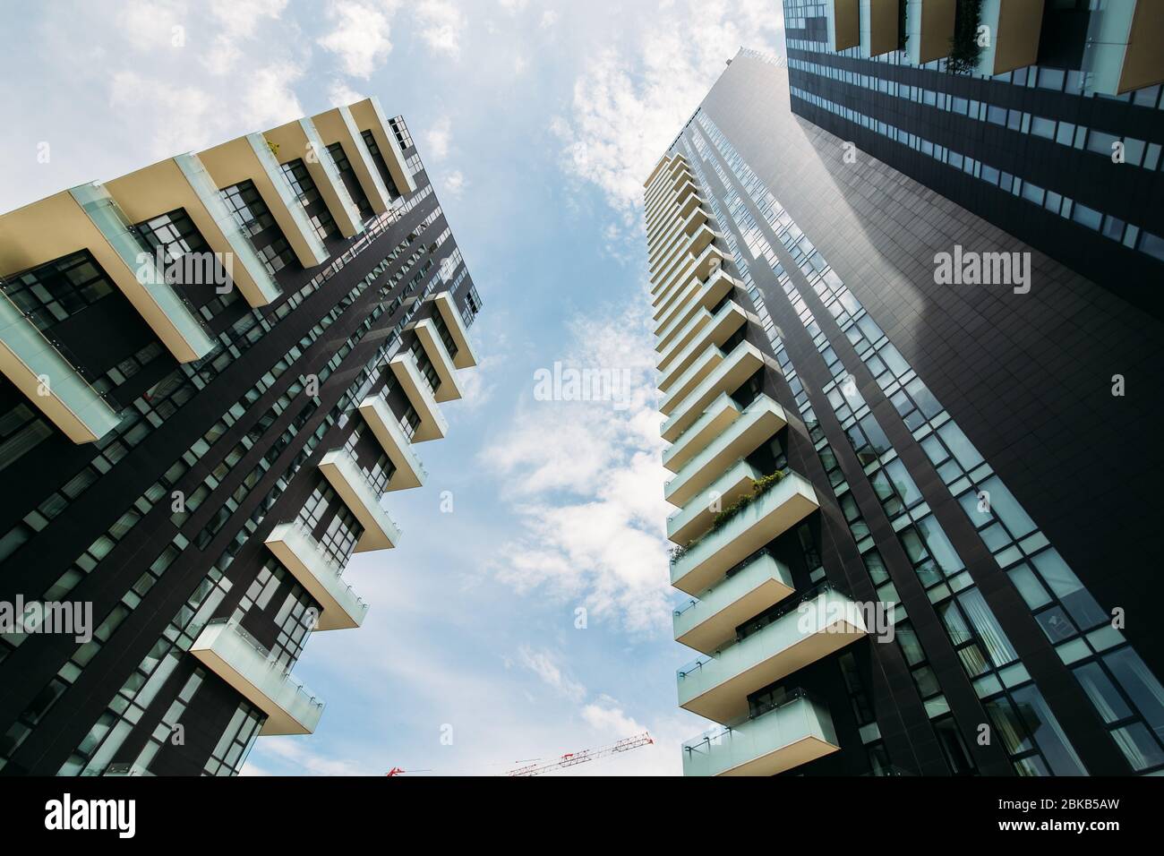 Two skyscraper hi-res stock photography and images - Alamy