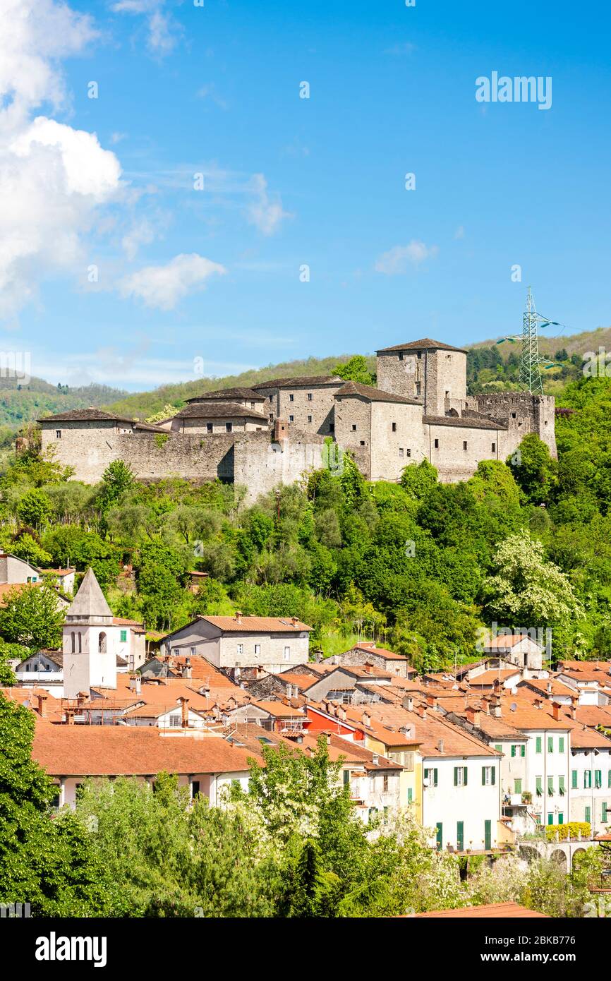 Pontremoli church hi-res stock photography and images - Alamy