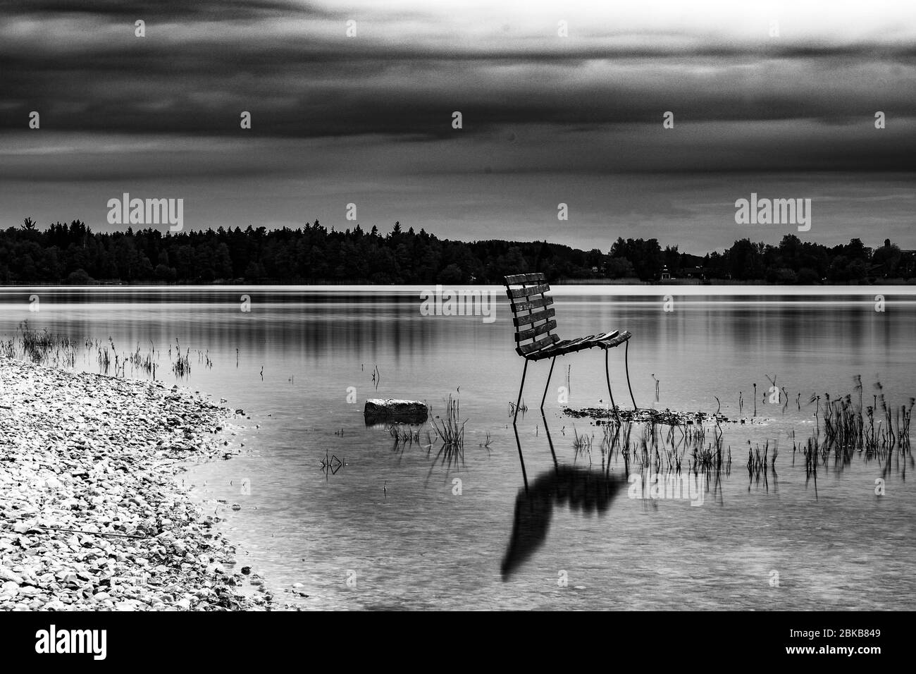 Scary bench hi-res stock photography and images - Alamy