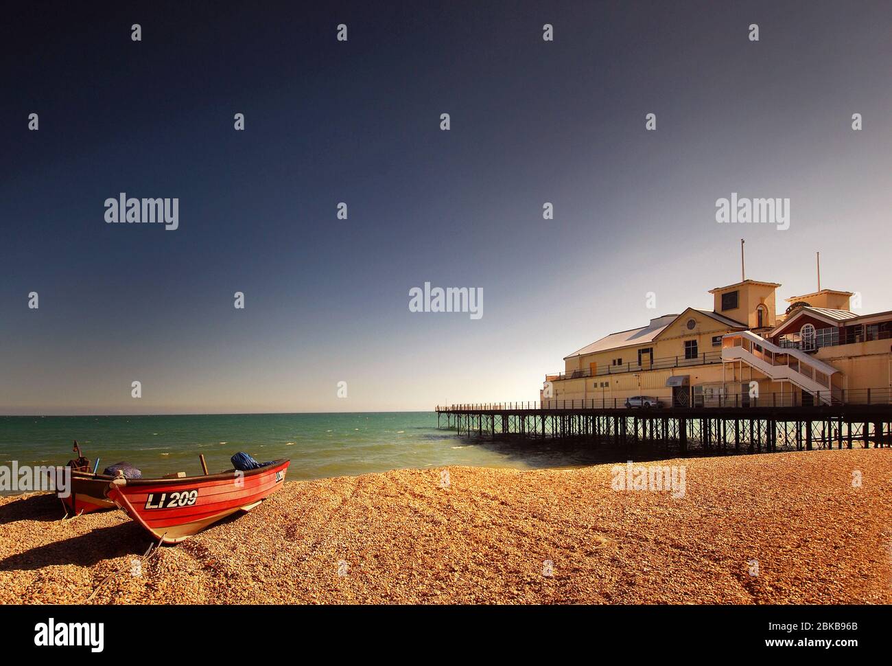 Bognor regis pier sea england hi-res stock photography and images - Alamy