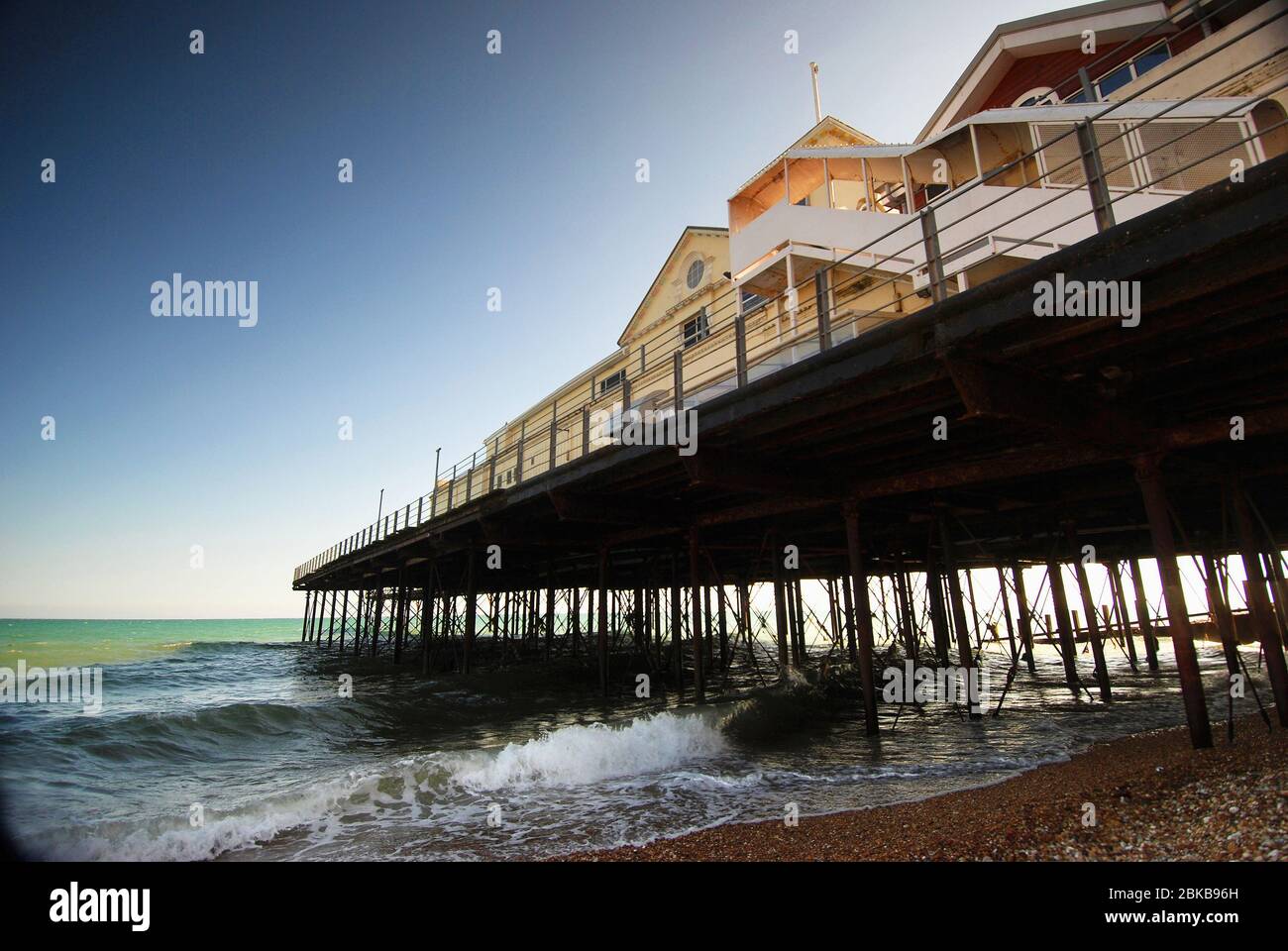 Pier bognor regis hi-res stock photography and images - Alamy