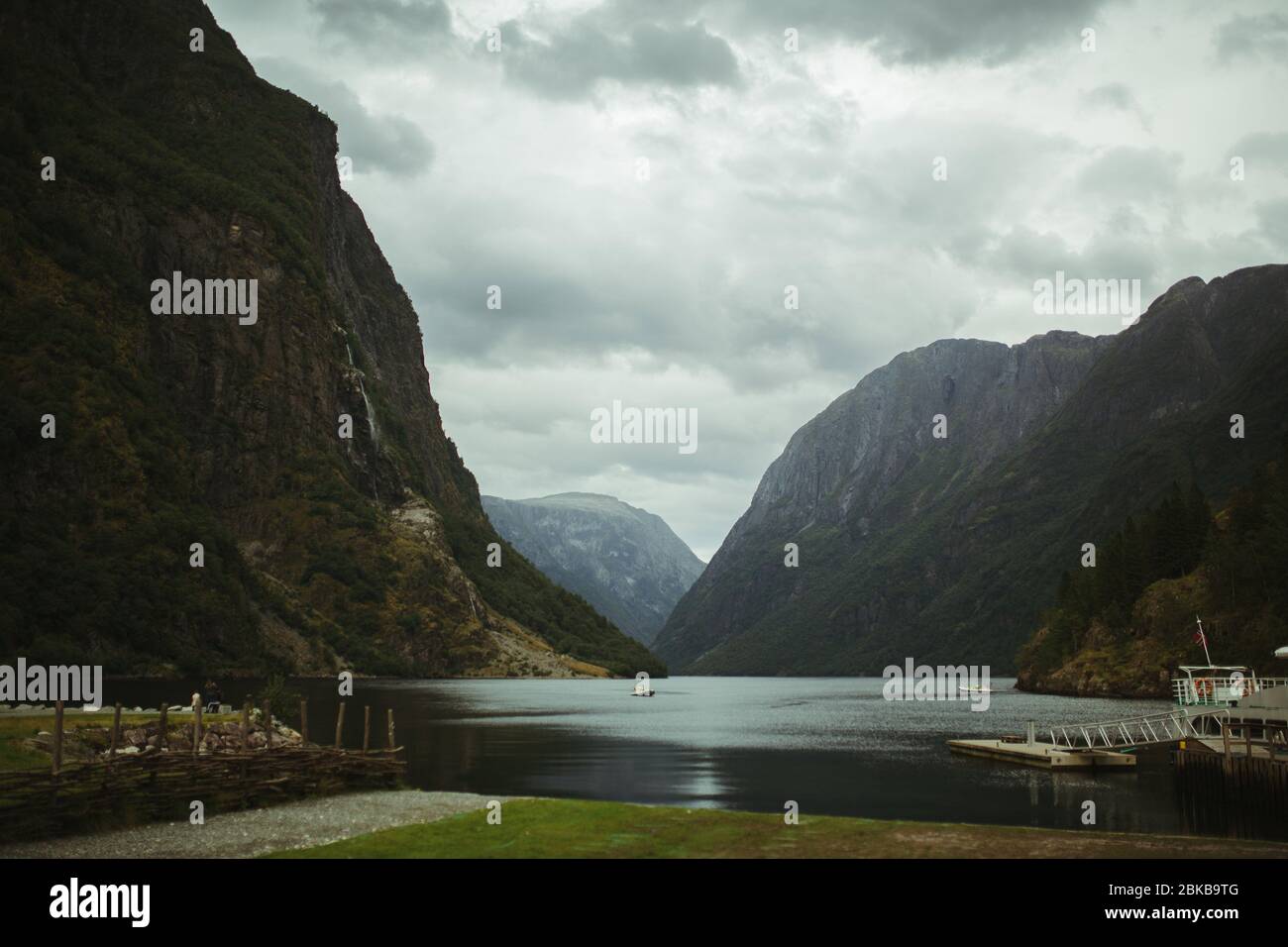 Two mountains and a bridge in between hi-res stock photography and ...