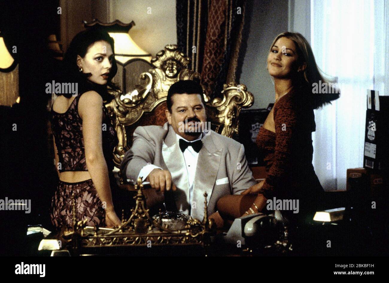 James Bond Robbie Coltrane High Resolution Stock Photography and Images ...