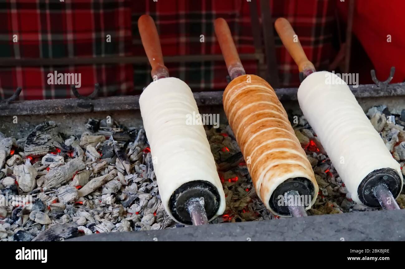Hungarian chimney cakes hi-res stock photography and images - Alamy