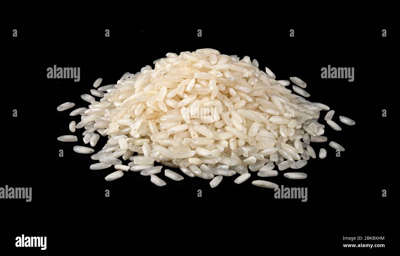 Rice grain black background hi-res stock photography and images - Alamy