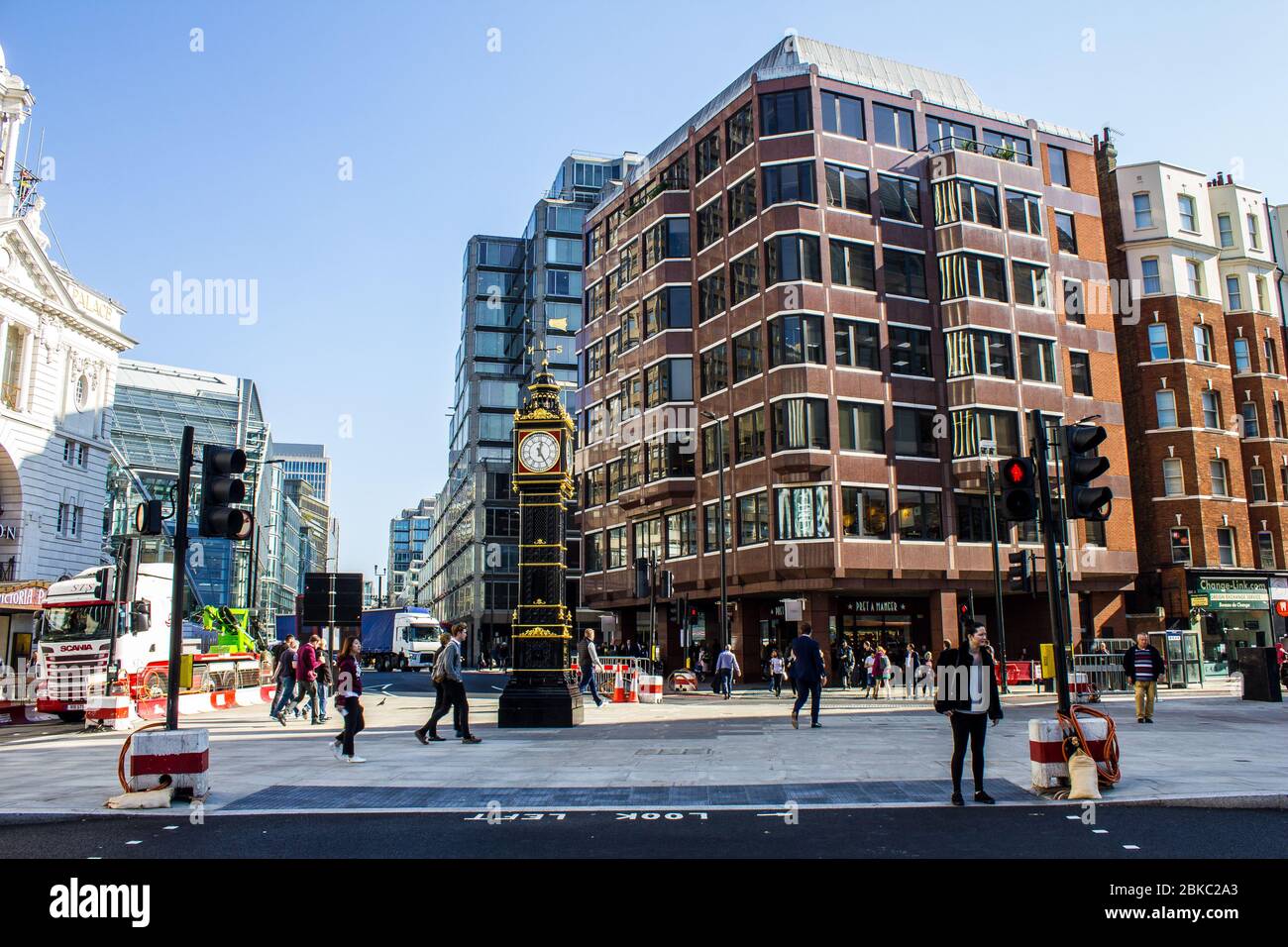 London, UK - October 10, 2018: People Walking Past Little Ben in ...
