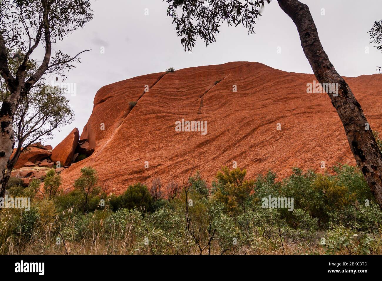 Sedimentary outcrops at the foot of Uluru-Ayers Rock Stock Photo - Alamy