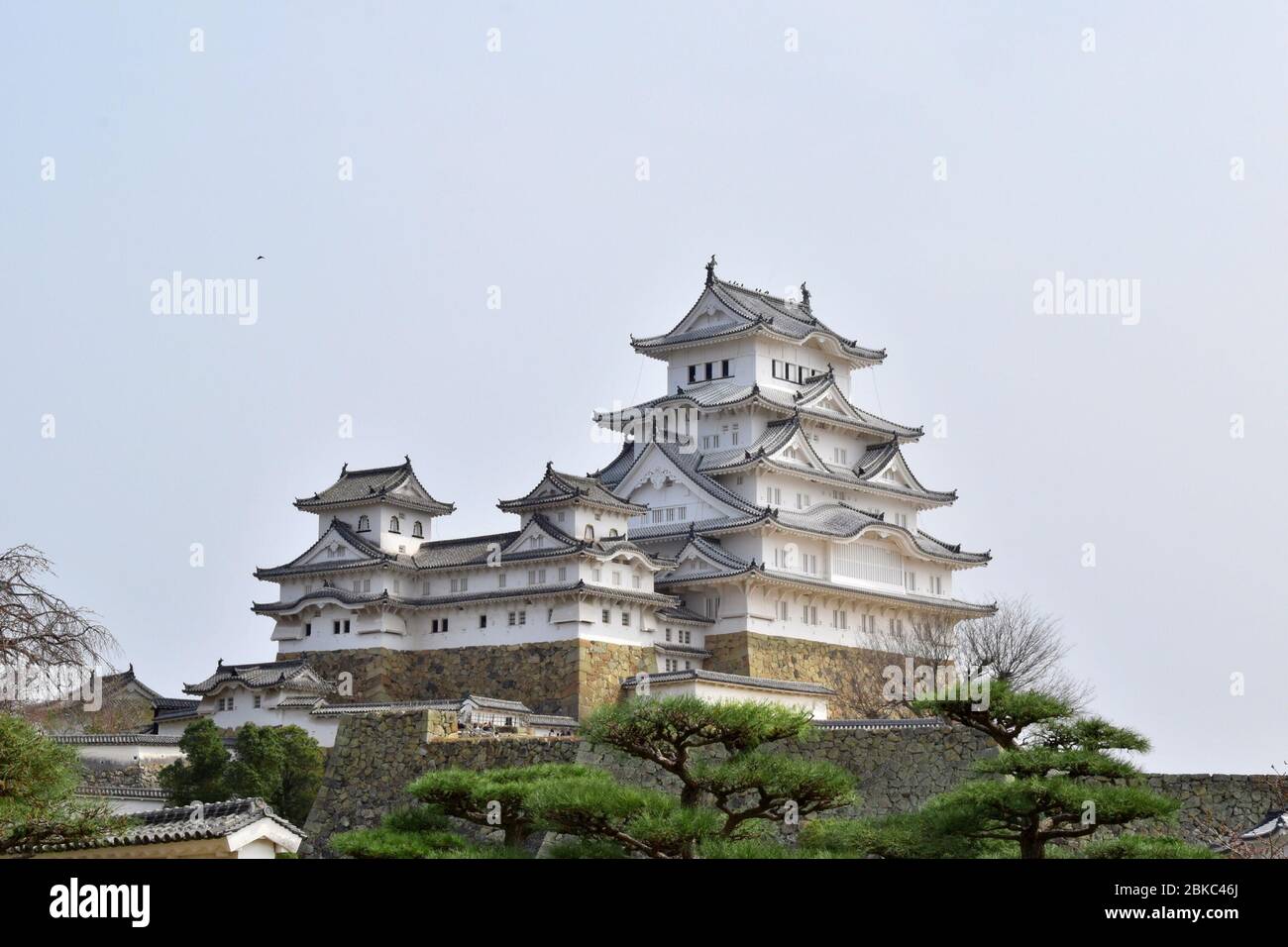 Himeji-jo castle, one of the few original castles, built in 1580 ...