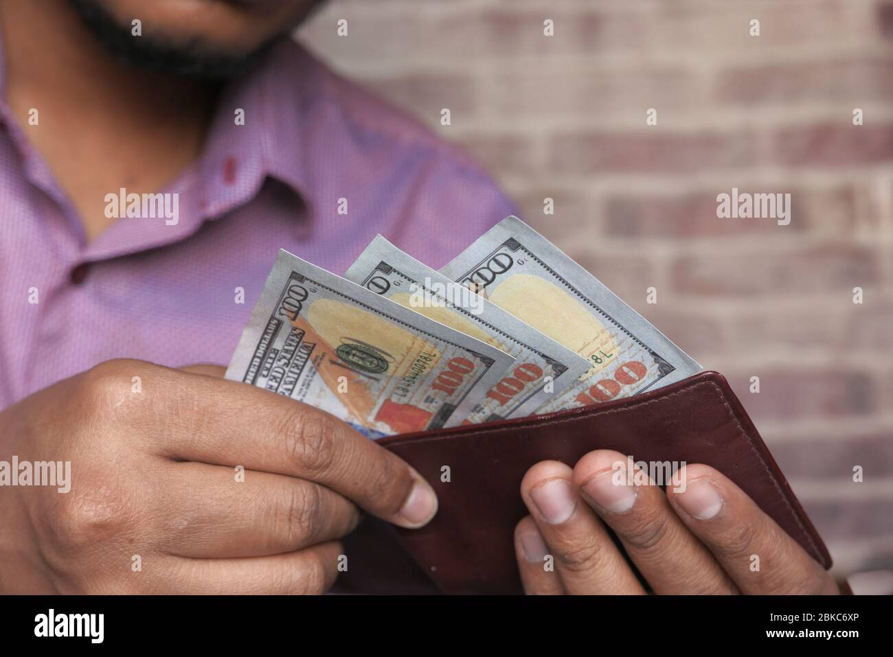 Hands count hi-res stock photography and images - Alamy