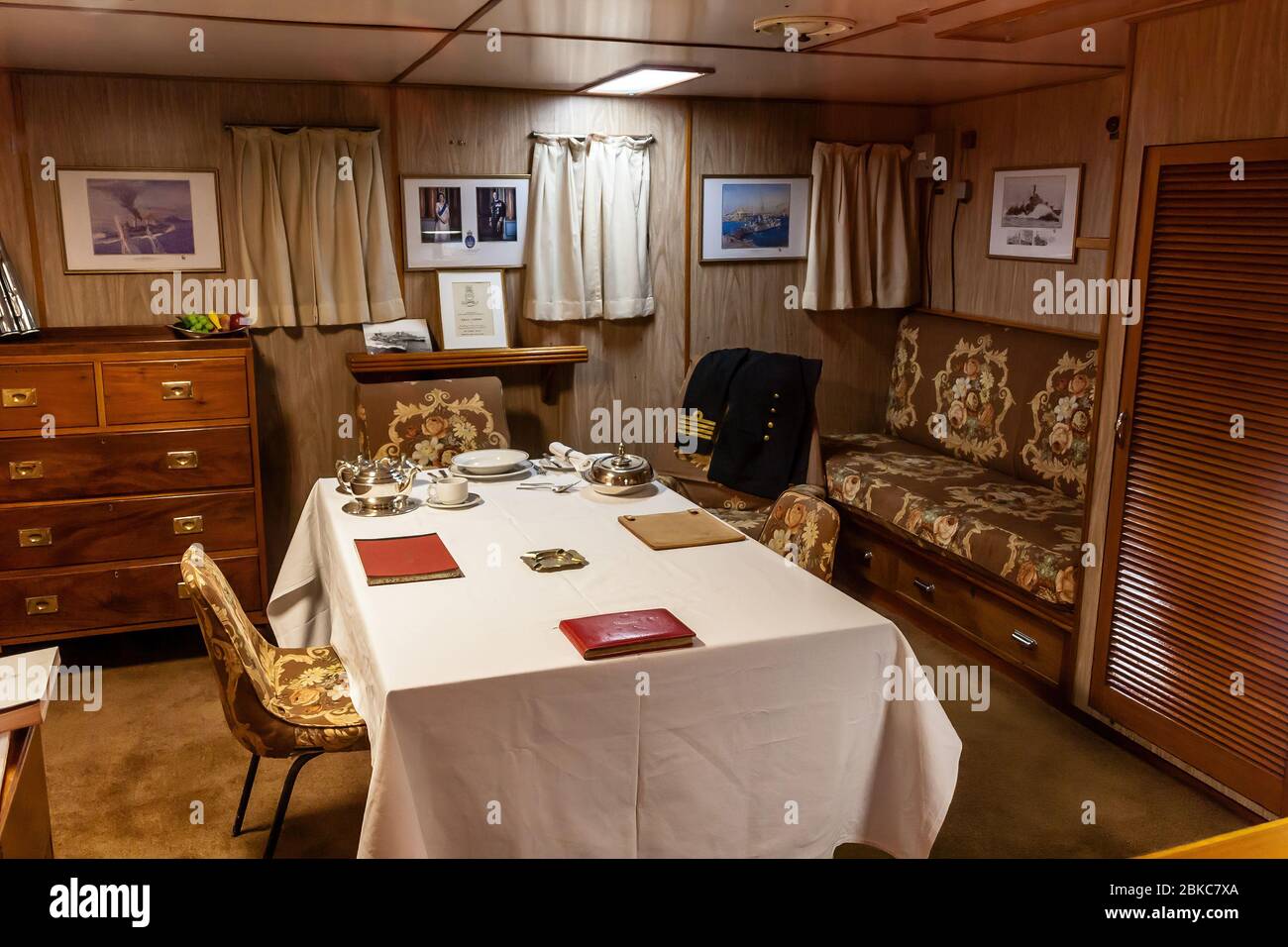 A captain's cabin on HMAS Vampire, an Australian-built Daring class ...