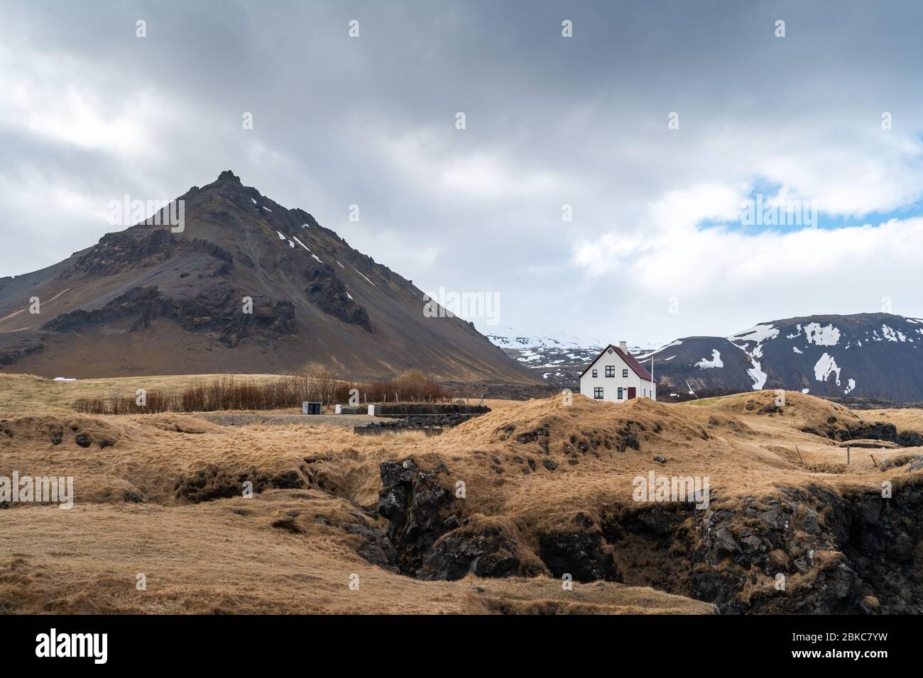 Amazing landscape of Arnarstapi a small village in Snaefellsnes ...