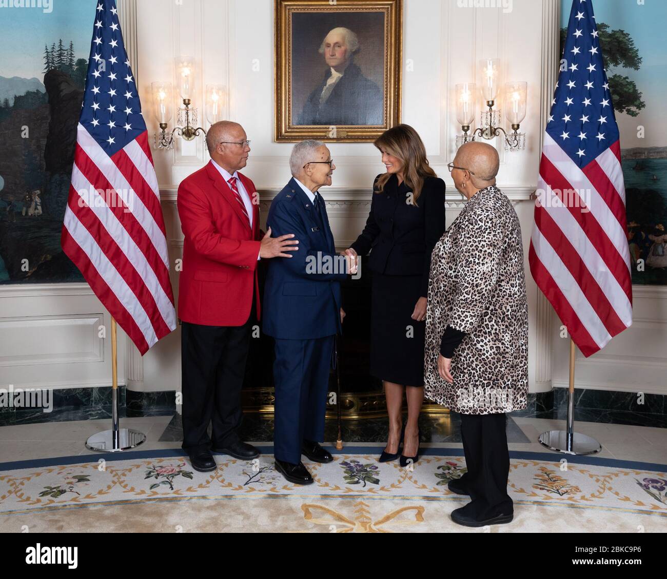 First Lady Melania Trump poses with State of the Union gallery guests ...