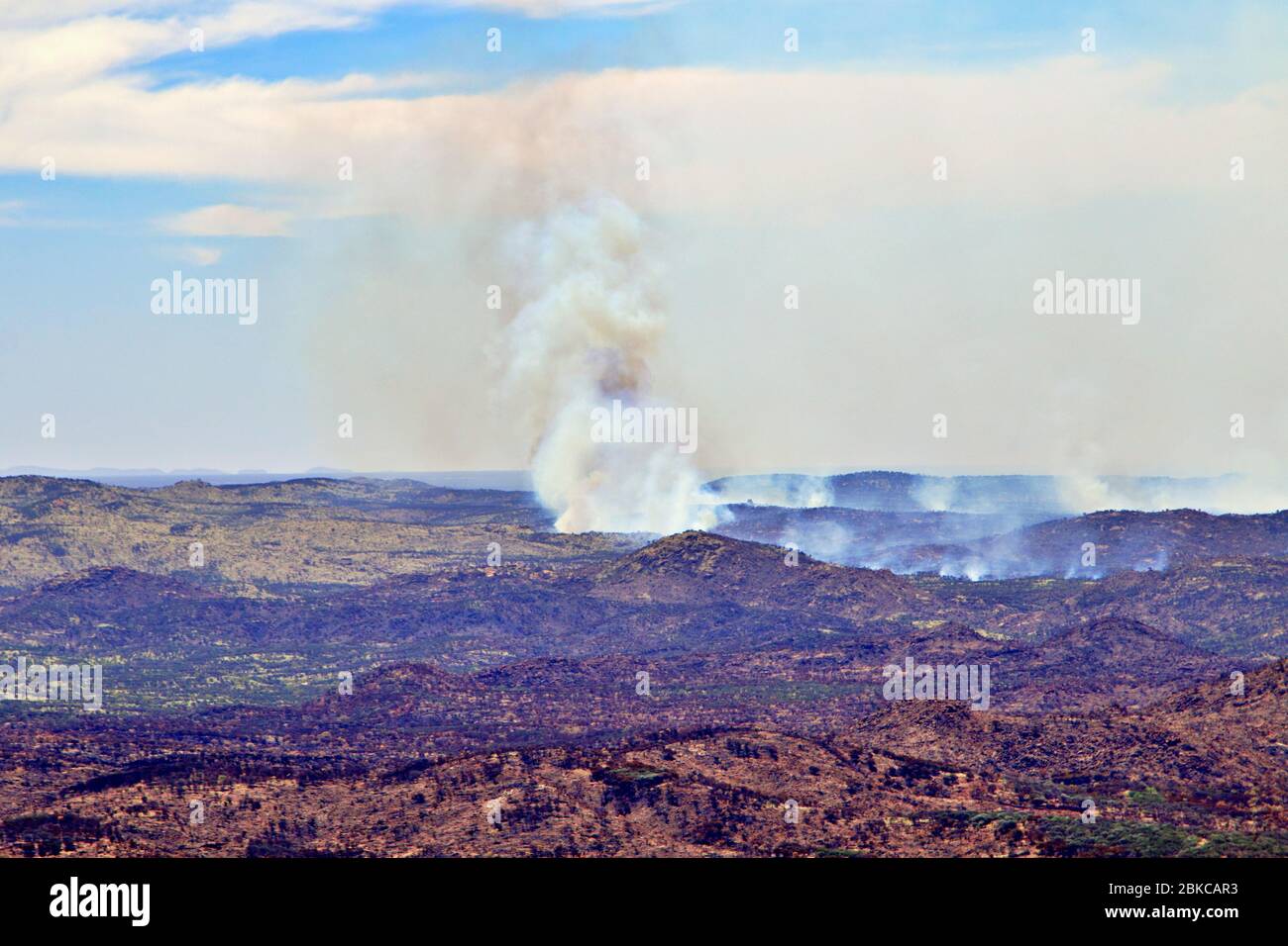 bushfires in australian outback Stock Photo - Alamy